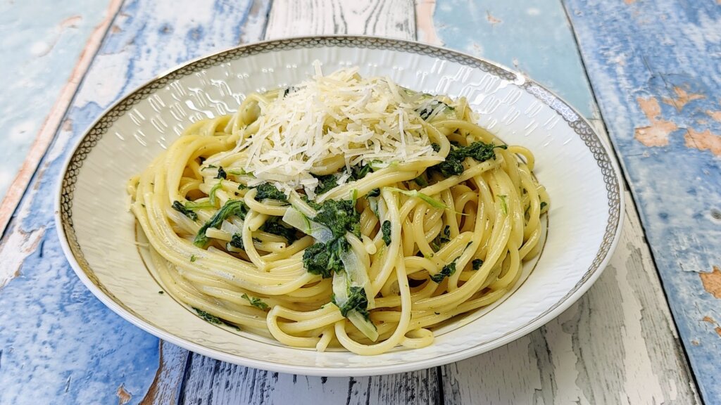 Spaghetti med spinatflødesauce - Sydhavnsbloggen